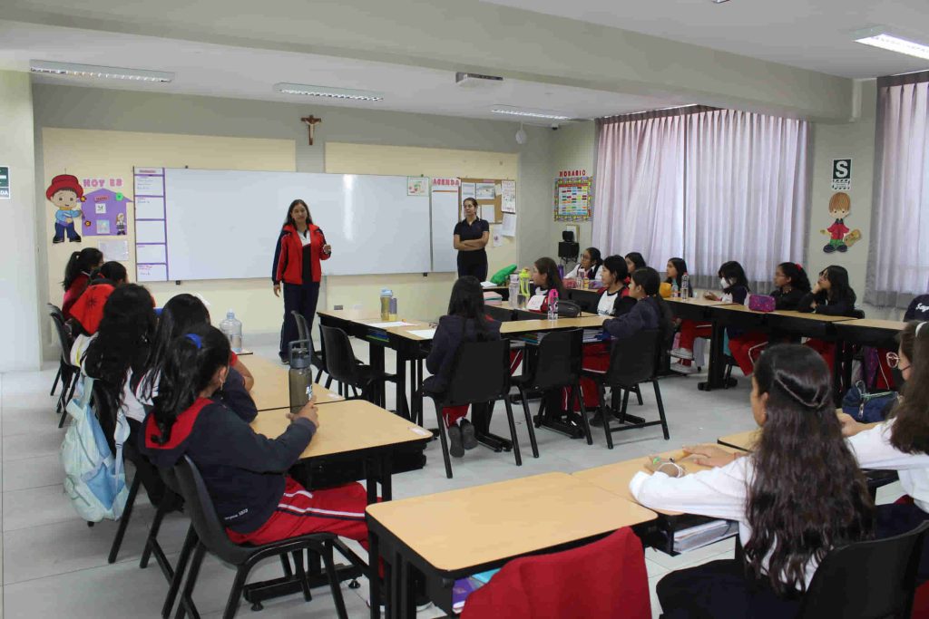 CONOCIENDO LA SECUNDARIA – Colegio